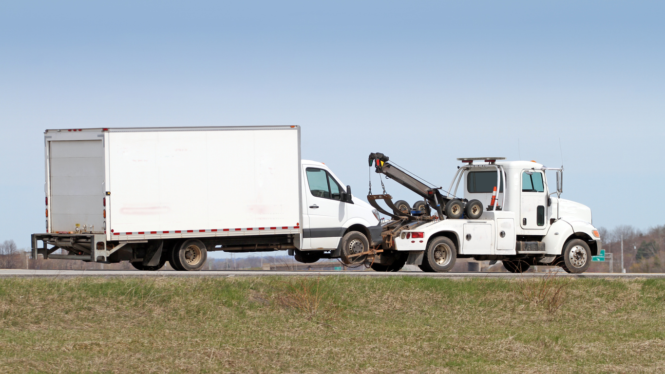 Alberta’s new towing rules impose heavy fines and consent requirements ...